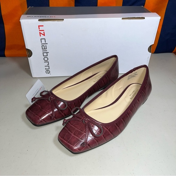 Liz Claiborne | Shoes | New Liz Claiborne Wine Croc Memory Foam Flat ...